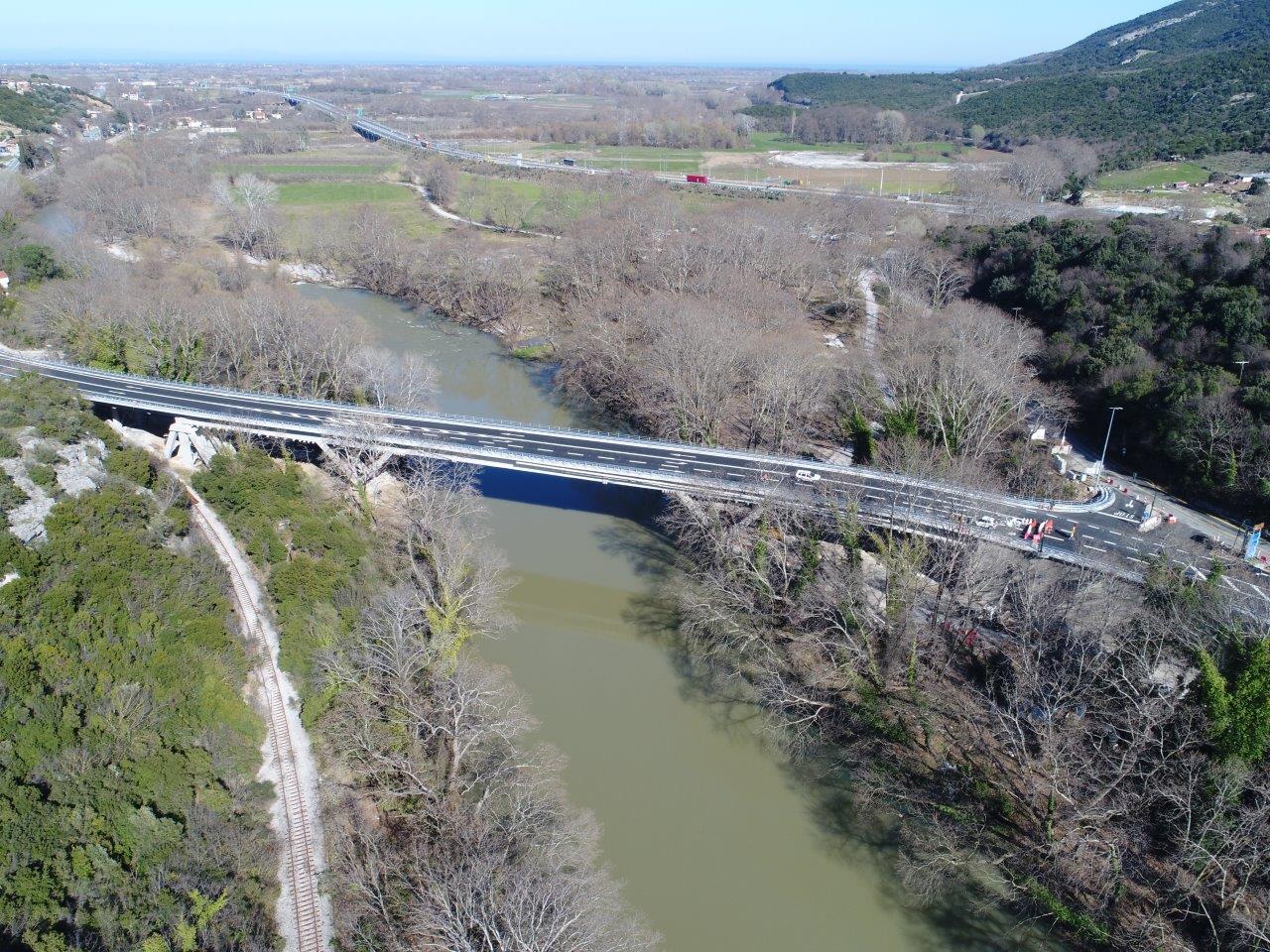 Τέμπη: Δόθηκε στην κυκλοφορία η γέφυρα του Πηνειού